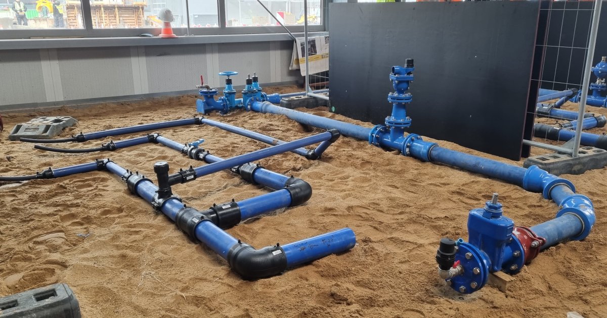 Pose de conduites d'eau potable (Fonte ductile et PEHD de diamètre ...